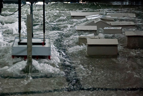 Tsunami structure gets its test – in miniature | Breaking Waves