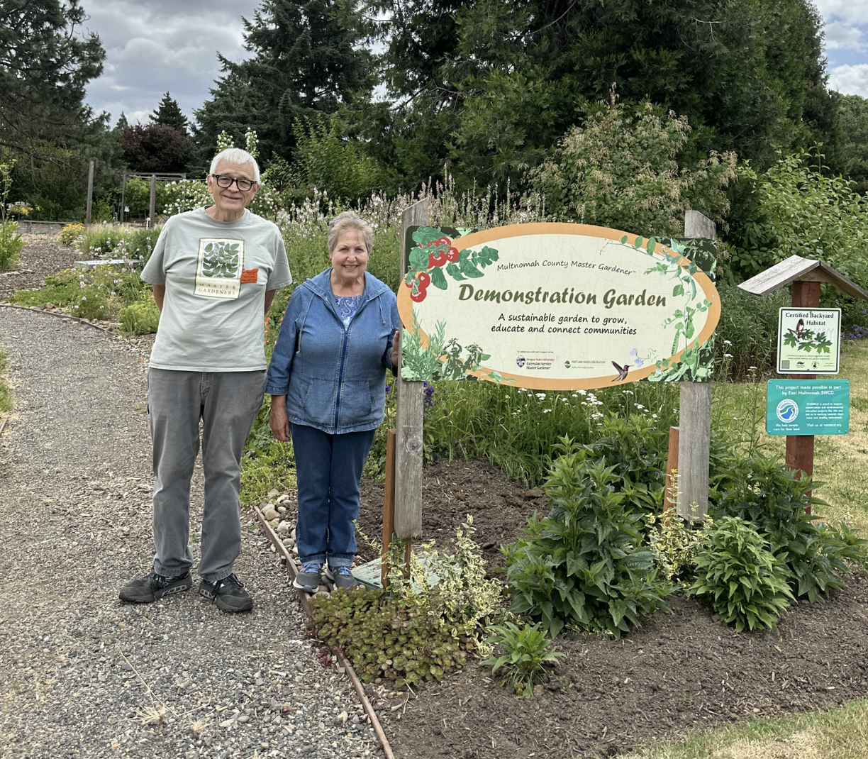 Behind the Scenes of the Portland Bee Guide! – Garden Ecology Lab