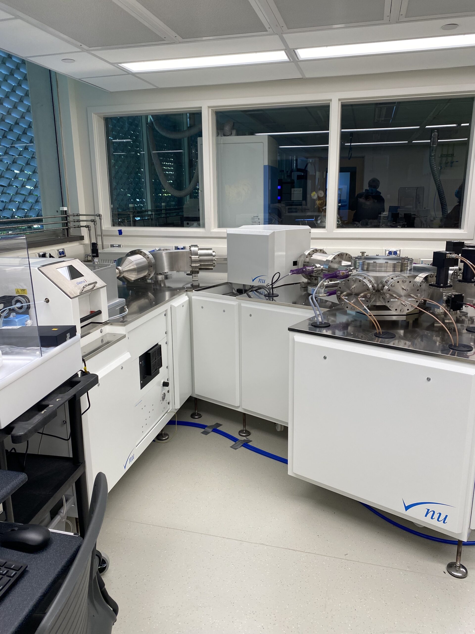 Measuring the breaths of rocks – CEOAS Chronicles