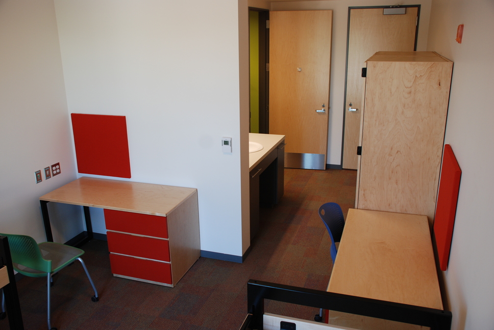 International Living-Learning Center » Blog Archive » Room Tour: Video ...